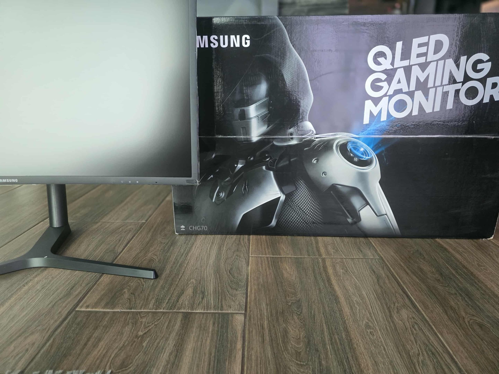 Samsung C32 HG70 - 1ms 144Hz 32" - HardverApró