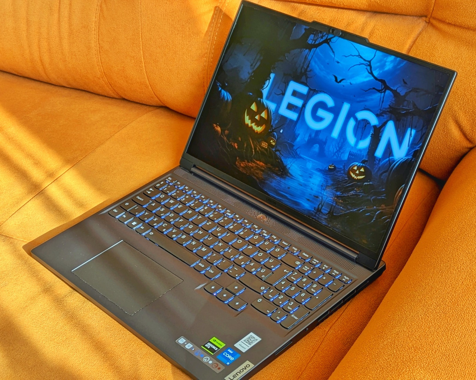 Lenovo Legion Slim 5 16IRH8 RTX 4060 garanciális 2027-ig újszerű ...