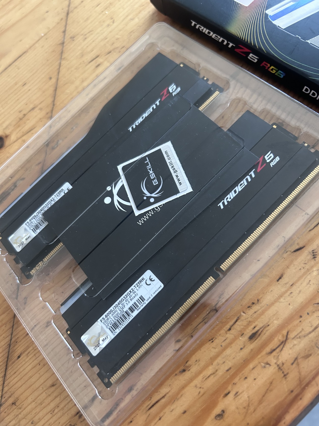 DDR5-6000 CL30 GSkill Trident Z5 RGB 2x32GB - HardverApró