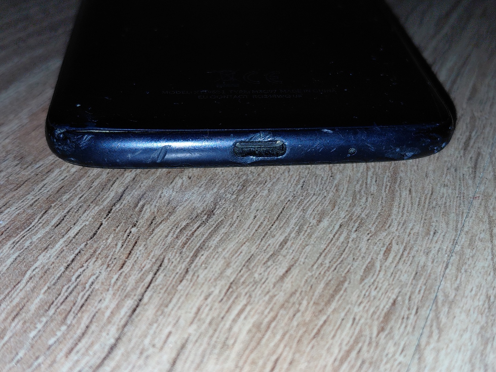 Motorola g7 play okostelefon, sérült - HardverApró