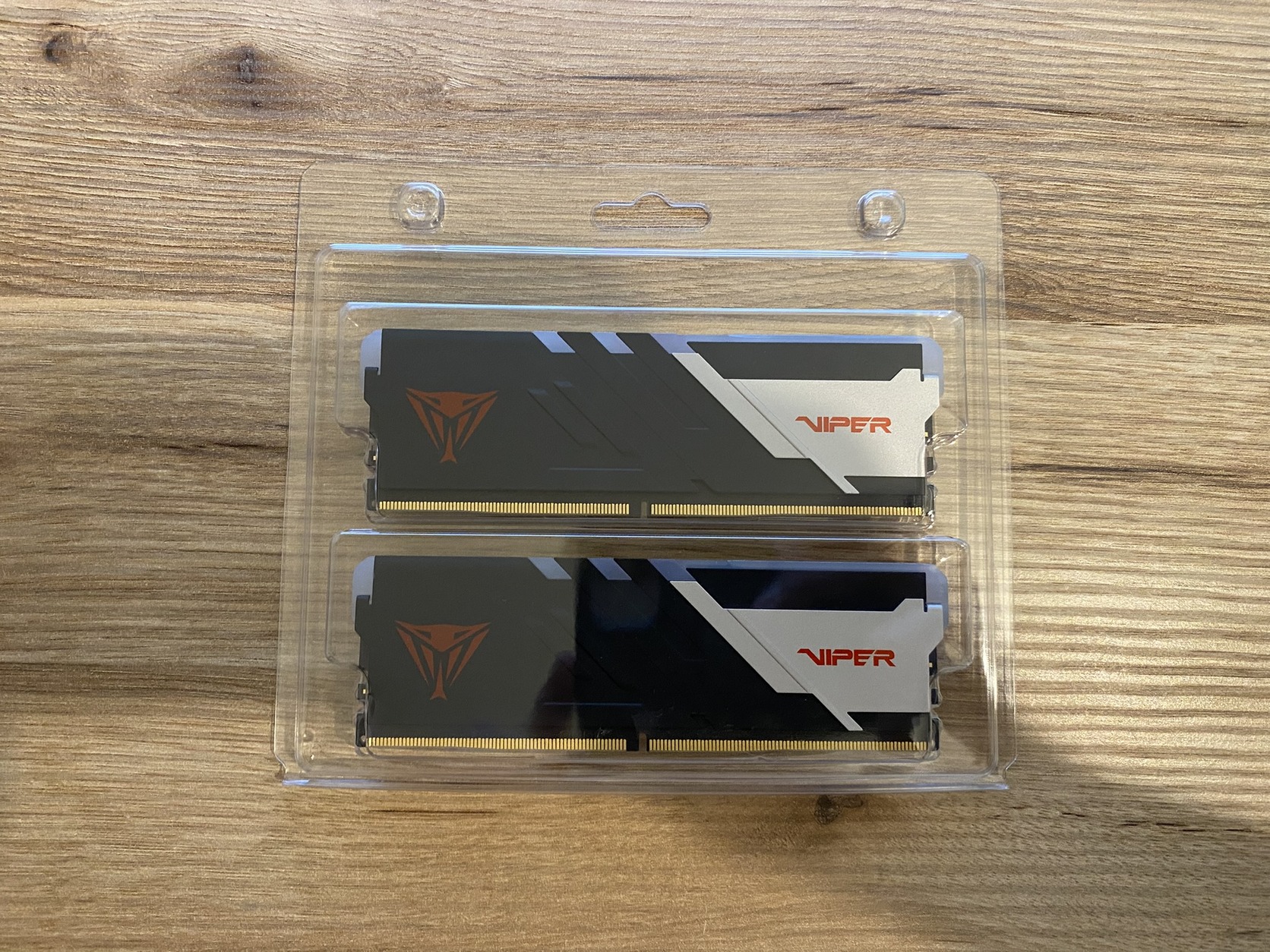 Patriot Viper Venom RGB 48GB(2x24GB) KIT DDR5 6000Mhz CL30 - HardverApró