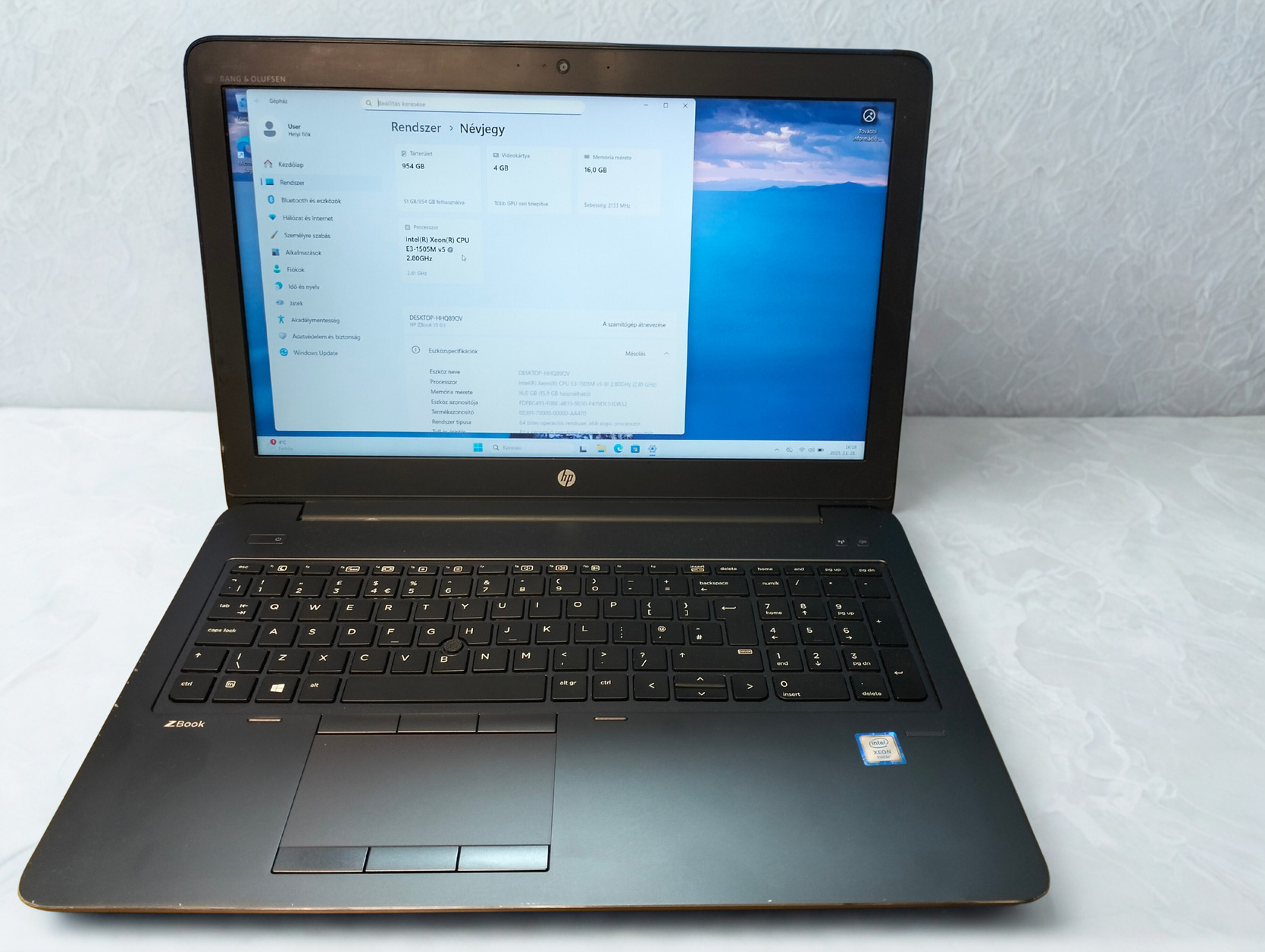 HP Zbook 15 G3 Laptop Intel Xeon E3-1505M, 16 GB, 1 TB SSD, 4 GB VGA ...