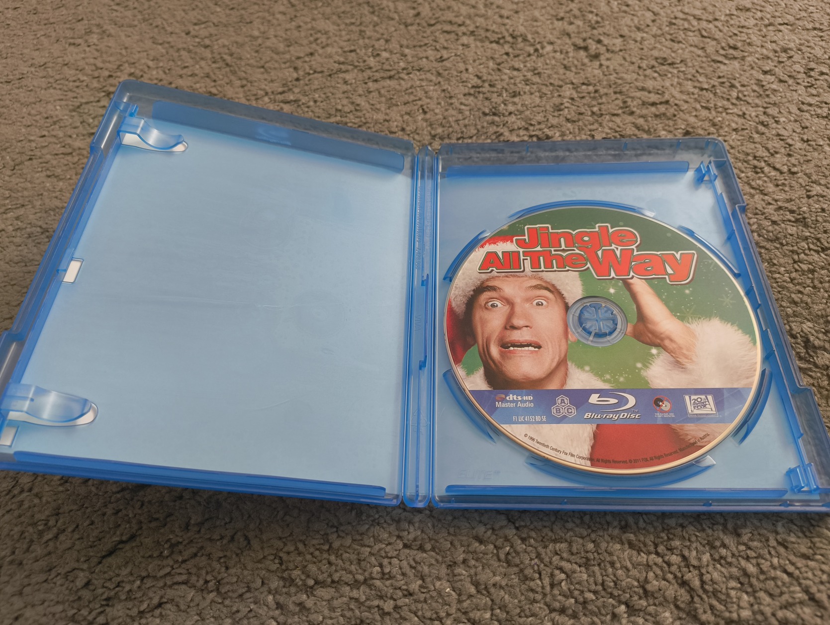 Hull a pelyhes Blu-ray - HardverApró