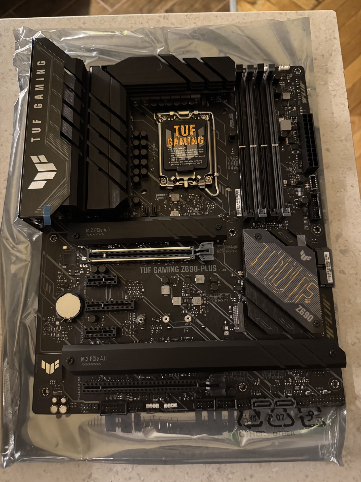 ASUS TUF GAMING Z690-PLUS D5 ÚJ / BONTATLAN / DDR5 - HardverApró