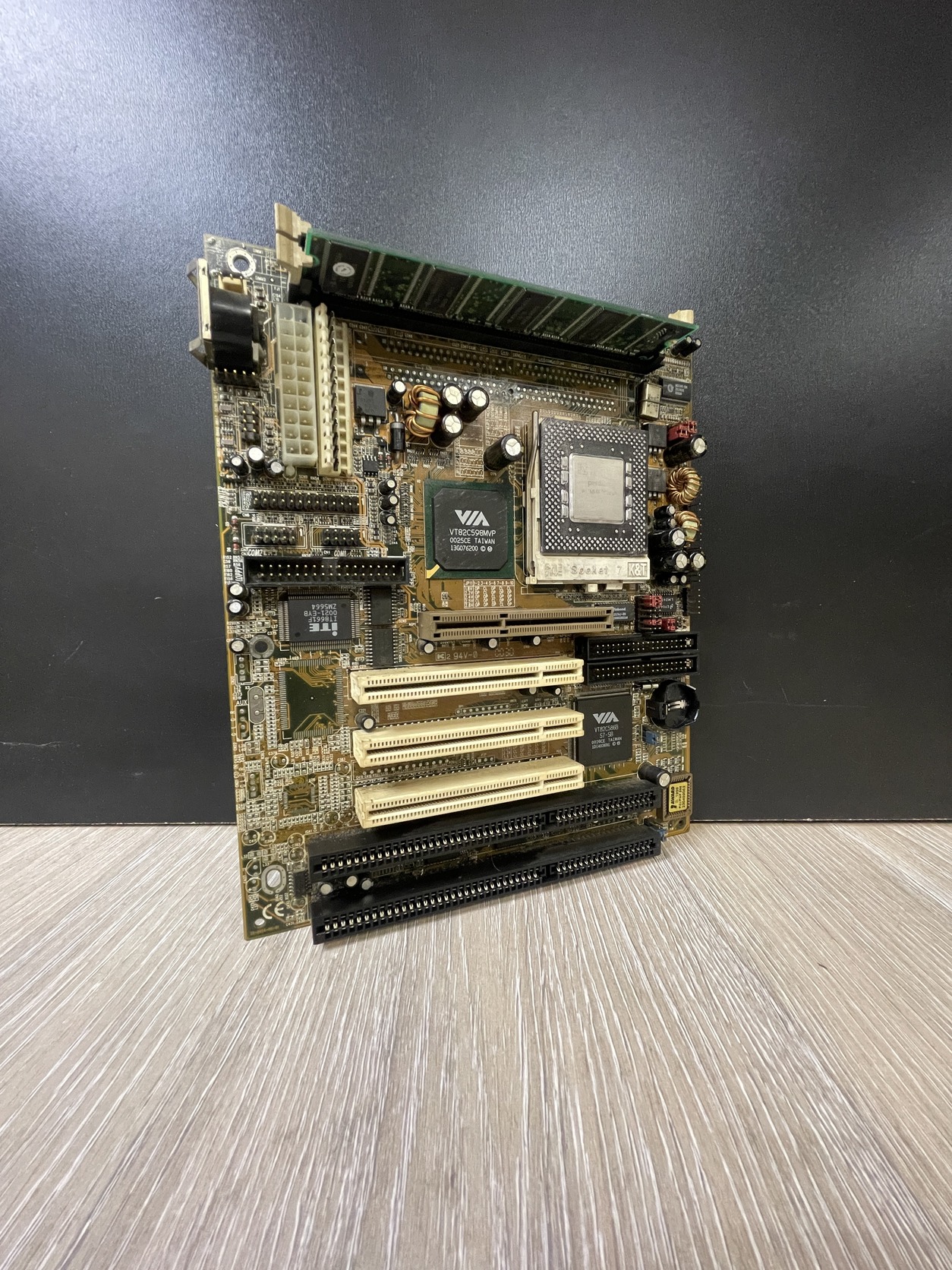 PCPartner MVP3BS7-954 Alaplap (Super Socket 7) - HardverApró