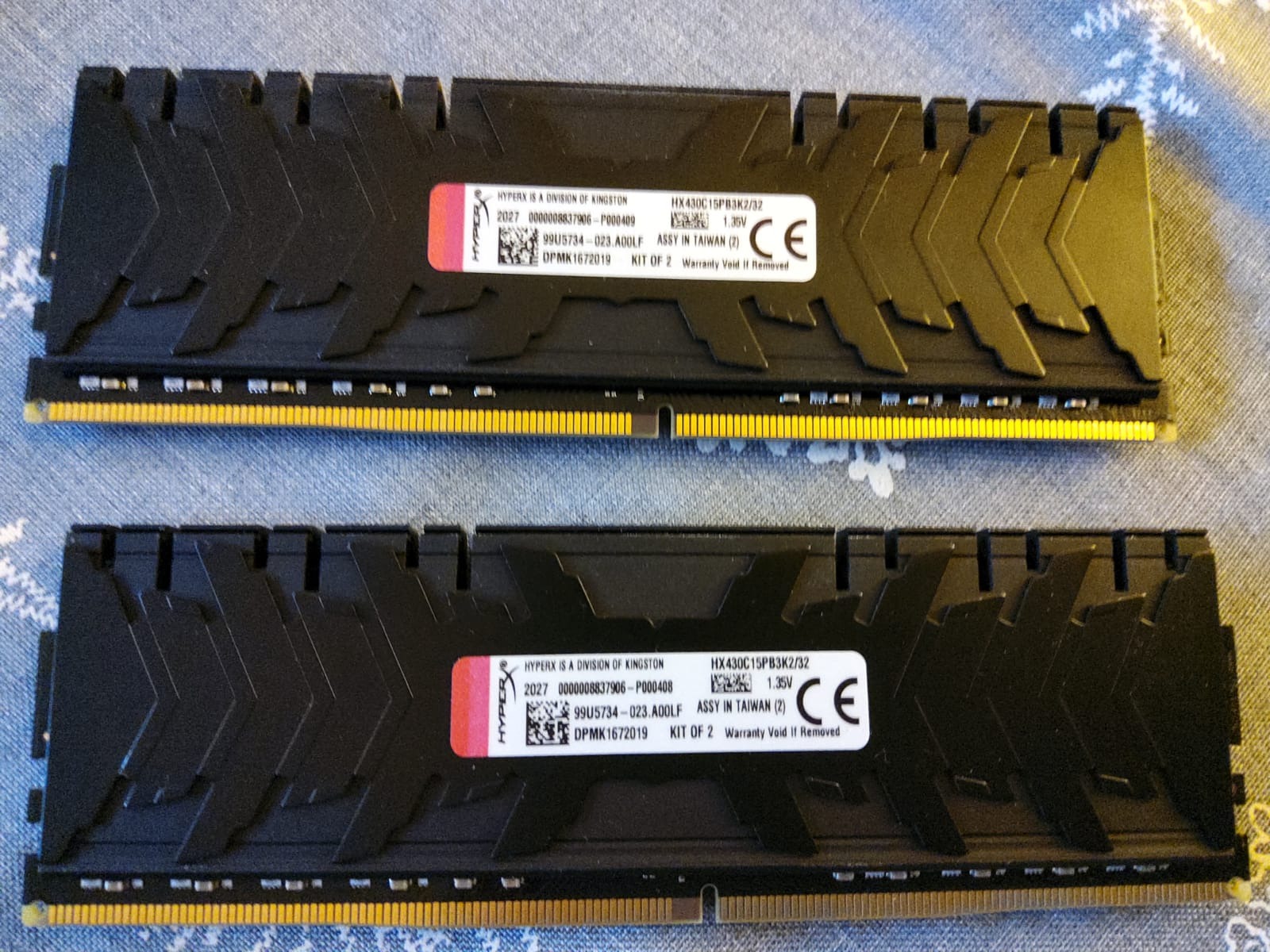 Kingston HyperX Predator 32GB (2x16GB) DDR4 3000MHz CL15 - HardverApró