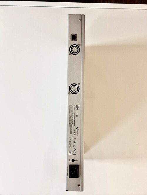 UBIQUITI UNIFI SWITCH 16 XG, 10G 16-PORT MANAGED RECK-BE SZERELHETŐ ...