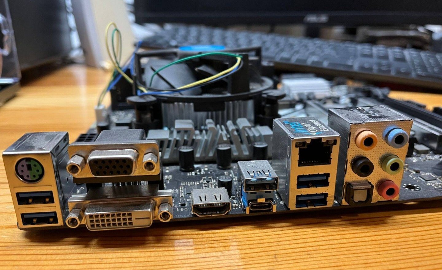 I5-7500, Asrock Z270 Extreme 4, 8GB RAM félkonfig (opcionálisan házzal ...