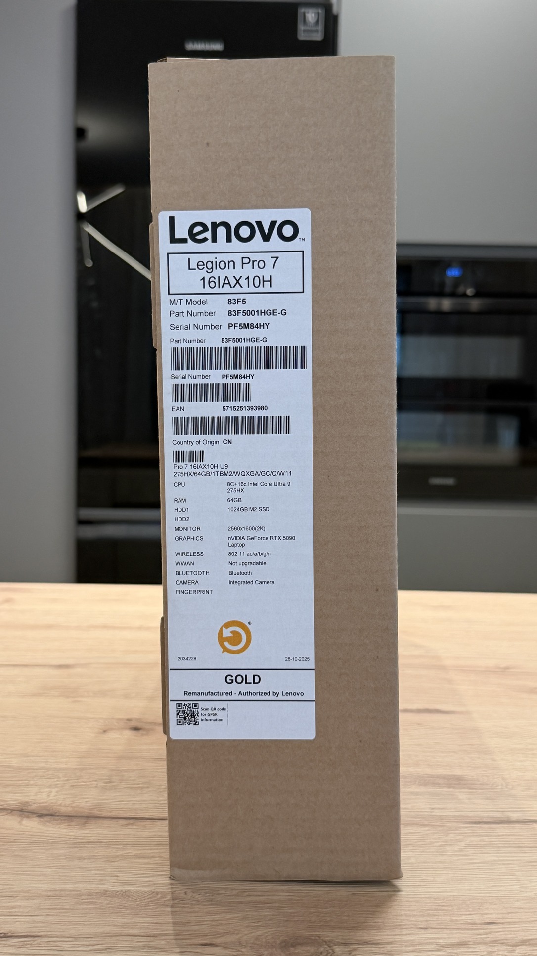 183 - Lenovo Legion Pro 7 (16IAX10H) - Intel Core U9 275HX, RTX 5090 ...