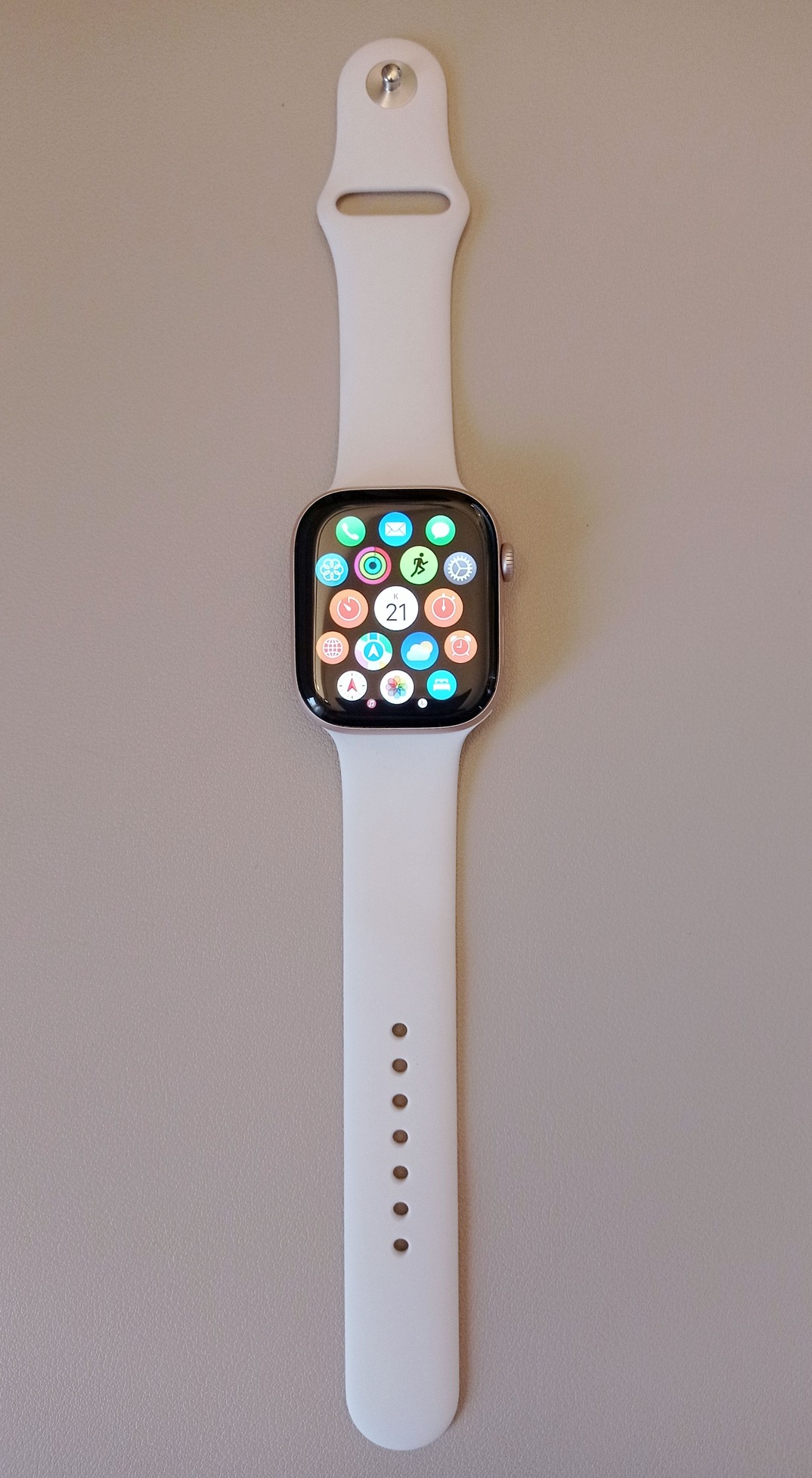 Apple Watch 10, Rosegold, 46mm, új, garanciális, új gyári rózsaszín, vagy sötétkék szíj ...