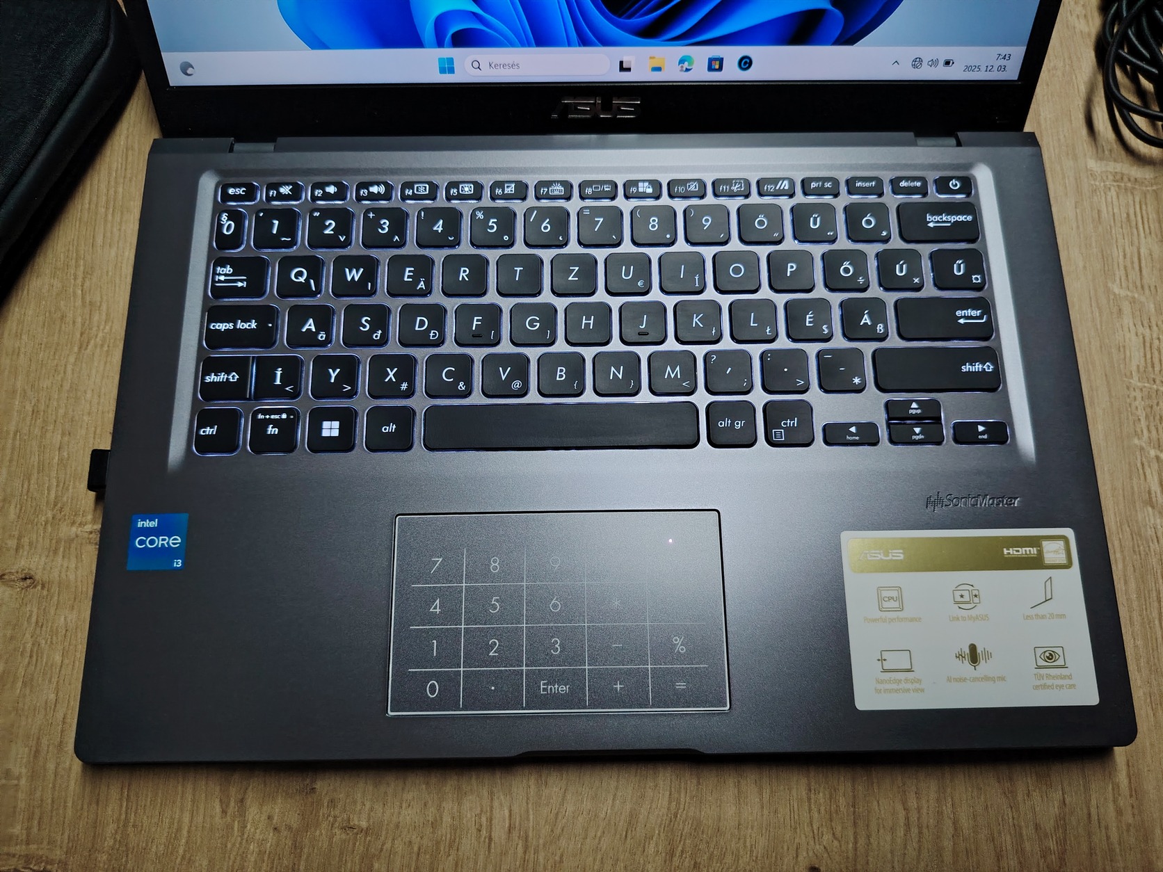 Asus VivoBook X415 / FHD / i3 11.GEN / 12GB / 256+512GB SSD - HardverApró