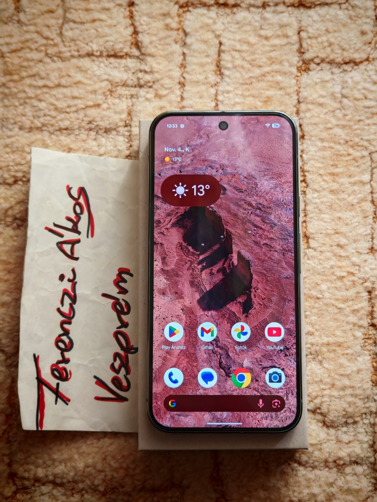 Keresek Google Pixel 9 Pro XL telefont - HardverApró