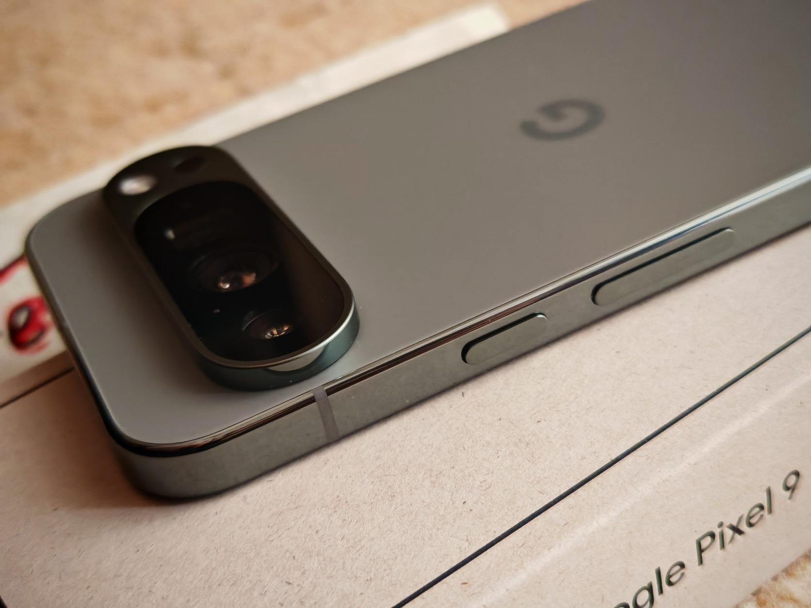 Keresek Google Pixel 9 Pro XL telefont - HardverApró
