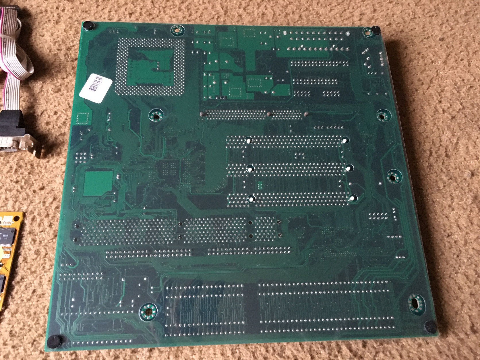 Acorp 6VIA/ZX85 AT Ver:1.3 alaplap + Proci + Cpu venti + Ram + VGA ...