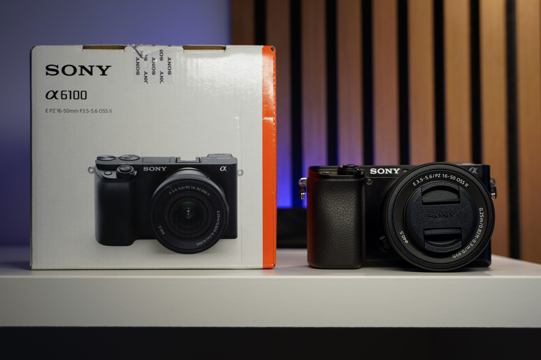 Sony A6100 + 16-50mm OSS II kit objektív + 2,5év gari - HardverApró