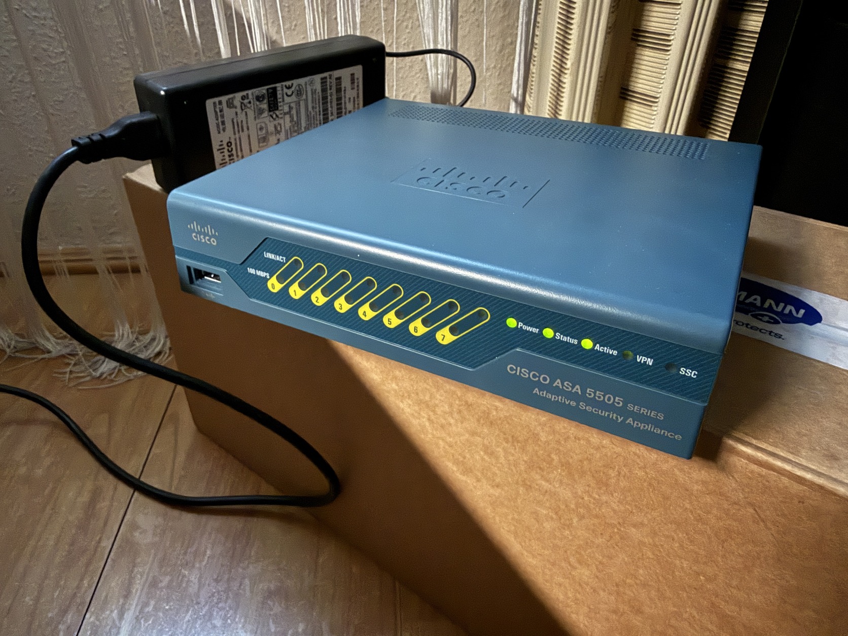 Cisco ASA 5505 tűzfal - HardverApró