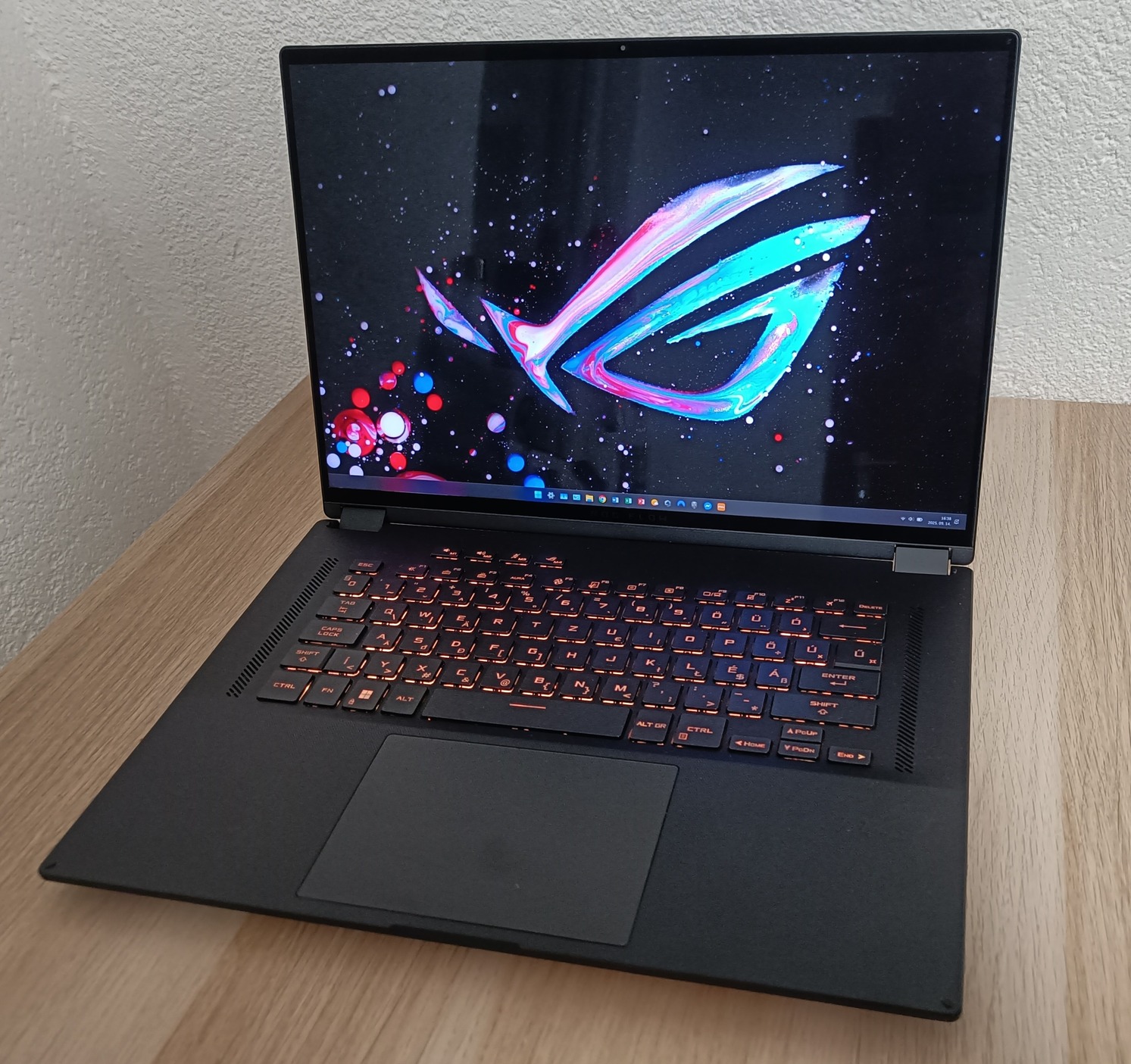 ROG FLOW X16 - HardverApró