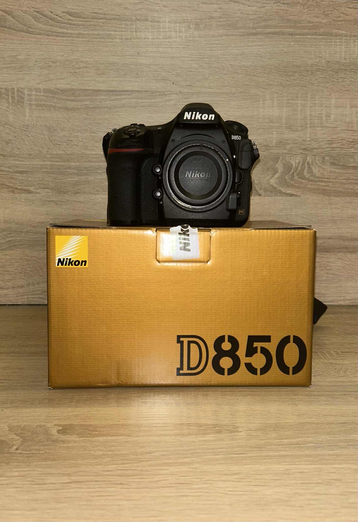 Nikon D850 expo 35934 dobozos 2 akku - HardverApró