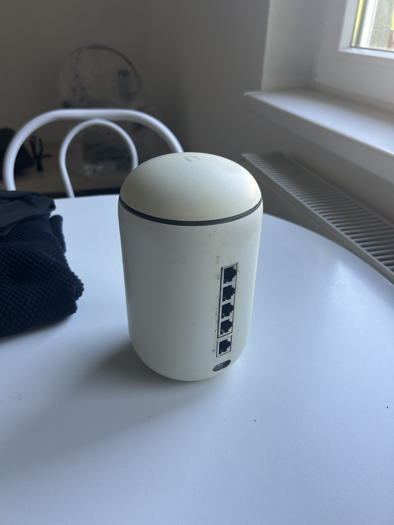 Használt Ubiquity UniFi Dream Machine eladó - HardverApró