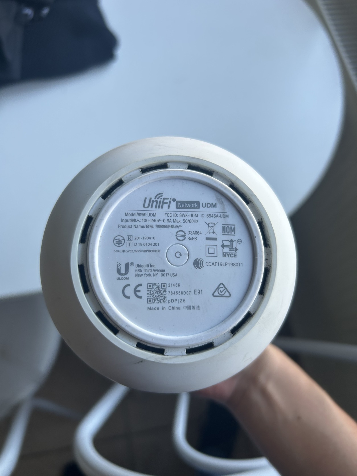 Használt Ubiquity UniFi Dream Machine eladó - HardverApró