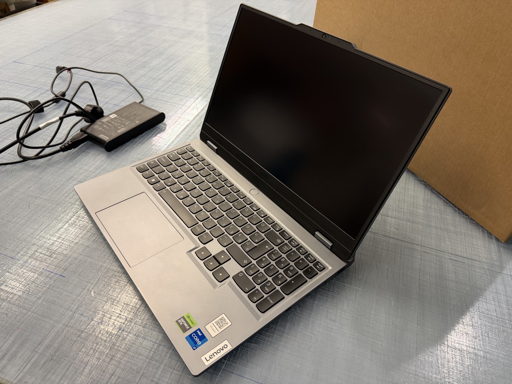 Lenovo LOQ 15IRX9 i7 13650HX, RTX 4050, 16GB RAM, 1TB SSD, Garanciával ...