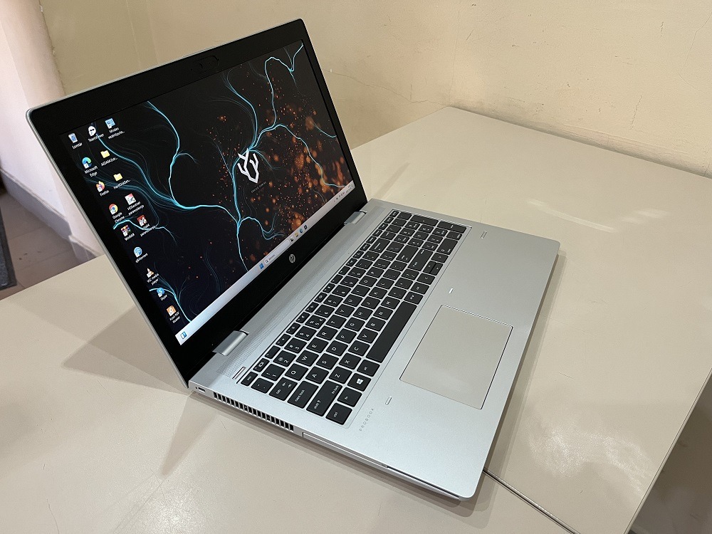 HP PROBOOK 650 G4 / Intel core i5-8350 / 16GB DDR4 / 256gb SSD / WIN11 ...