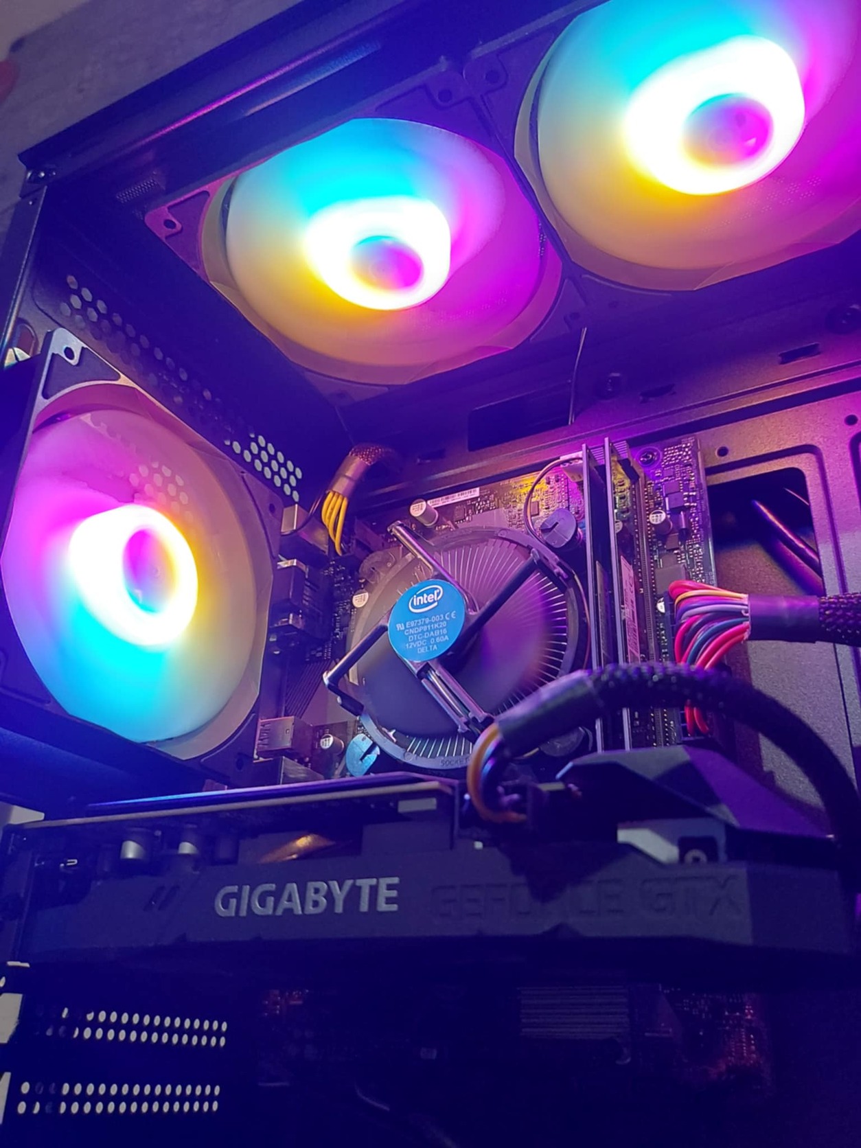 8.Gen i5-ös Gamer! Core i5 8500 / 16GB DDR4 / Nvidia GTX 1660 6GB OC ...