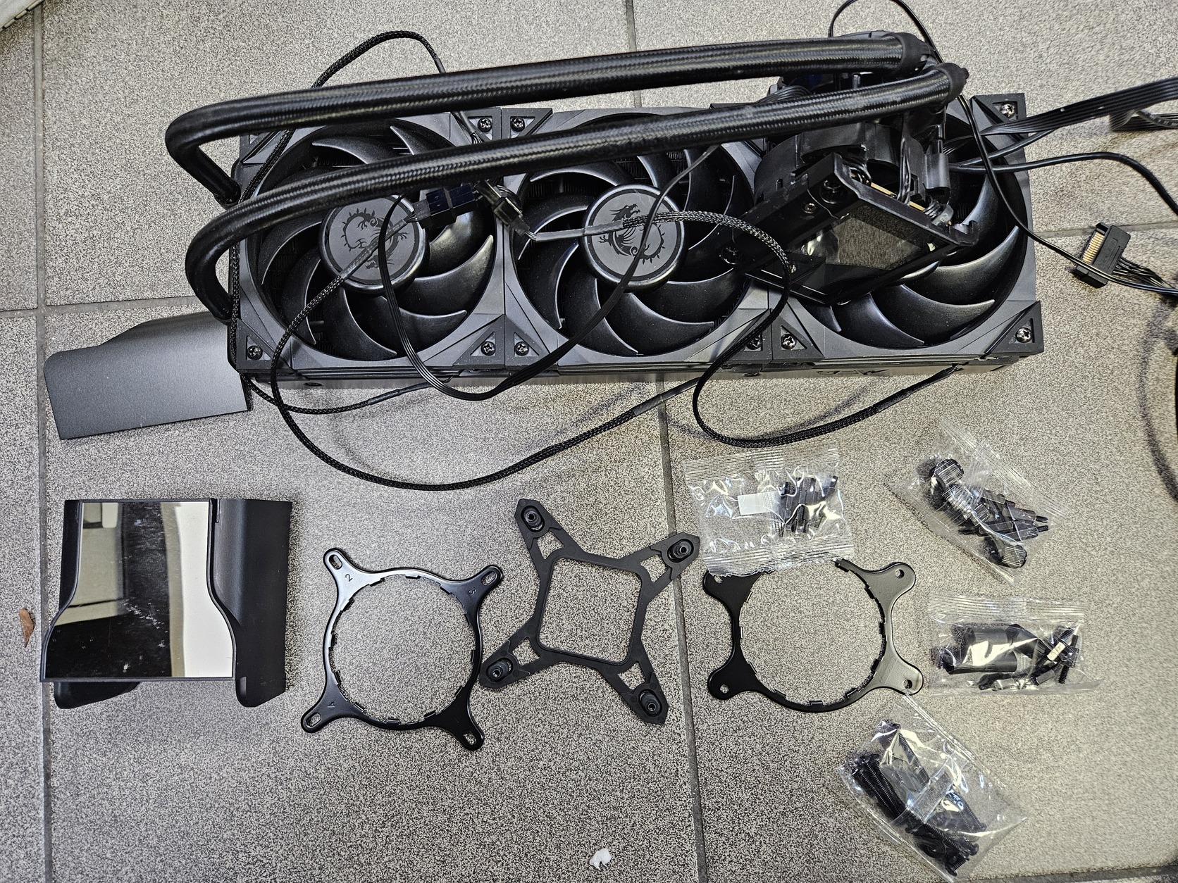 MSI Meg Coreliquid S360 (9S6-6A0521-001) - HardverApró