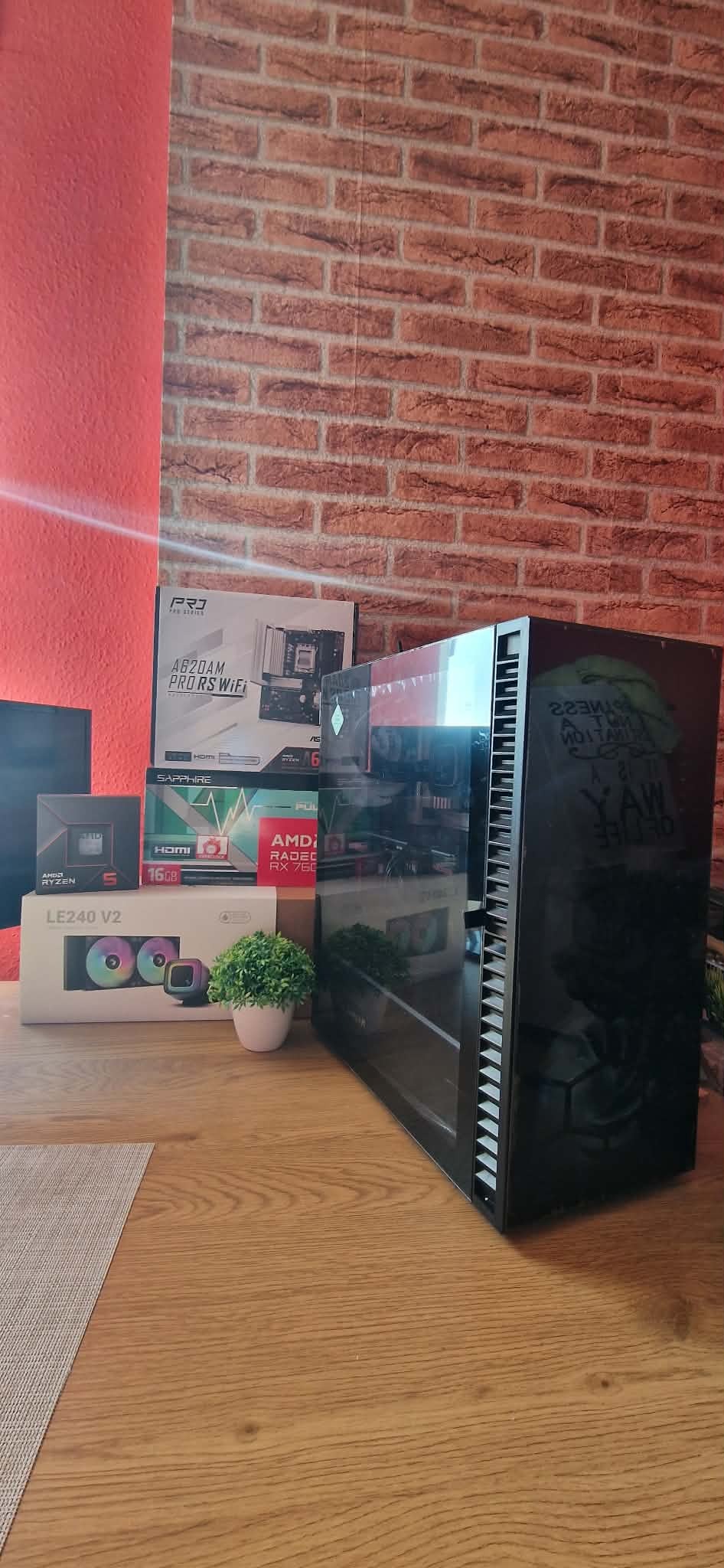 Kolink Full AMD Gamer PC R5-7600x / 32GB DDR5 / RX 7600 XT 16GB ...