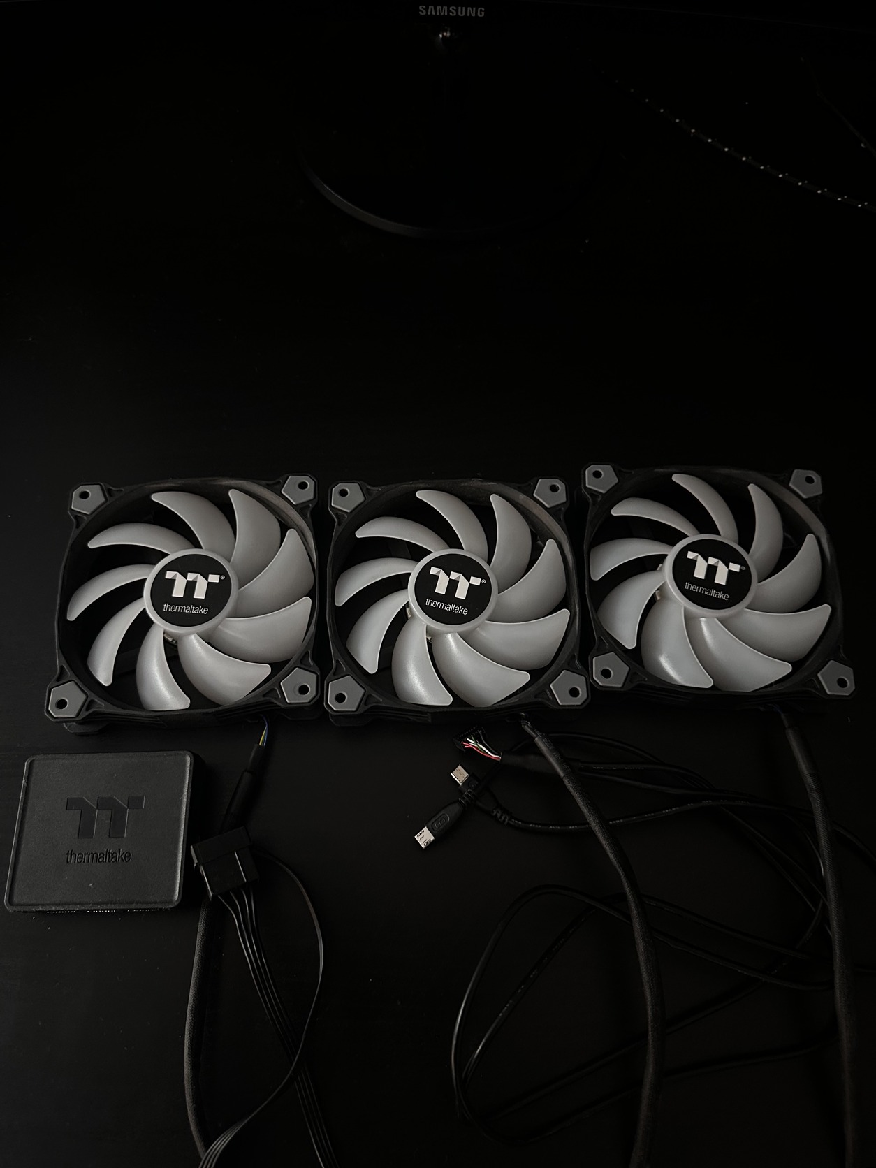 Thermaltake Pure Plus 12 LED RGB Radiator TT Premium Edition 3db ...