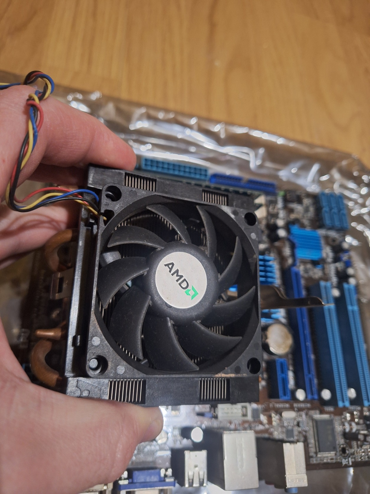 Retro Alaplap + proci + hűtő + RAM - HardverApró