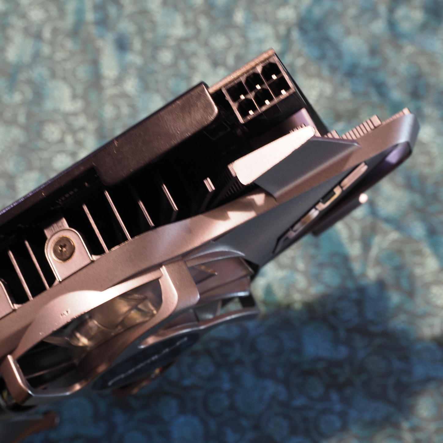 ASUS HD 6750 Formula - HardverApró