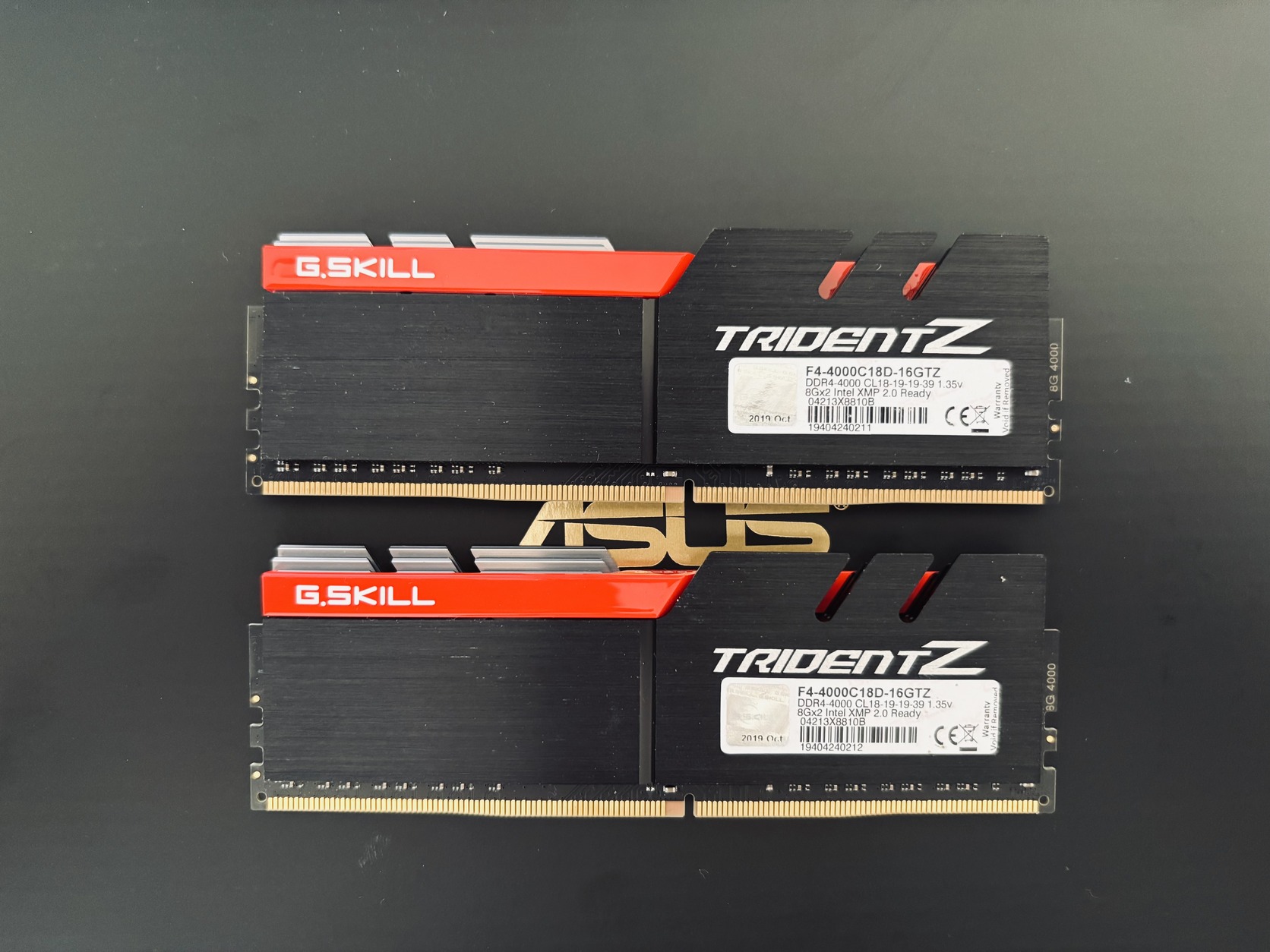Új - G.SKILL 16GB Trident Z DDR4 4000MHz CL18 KIT - HardverApró