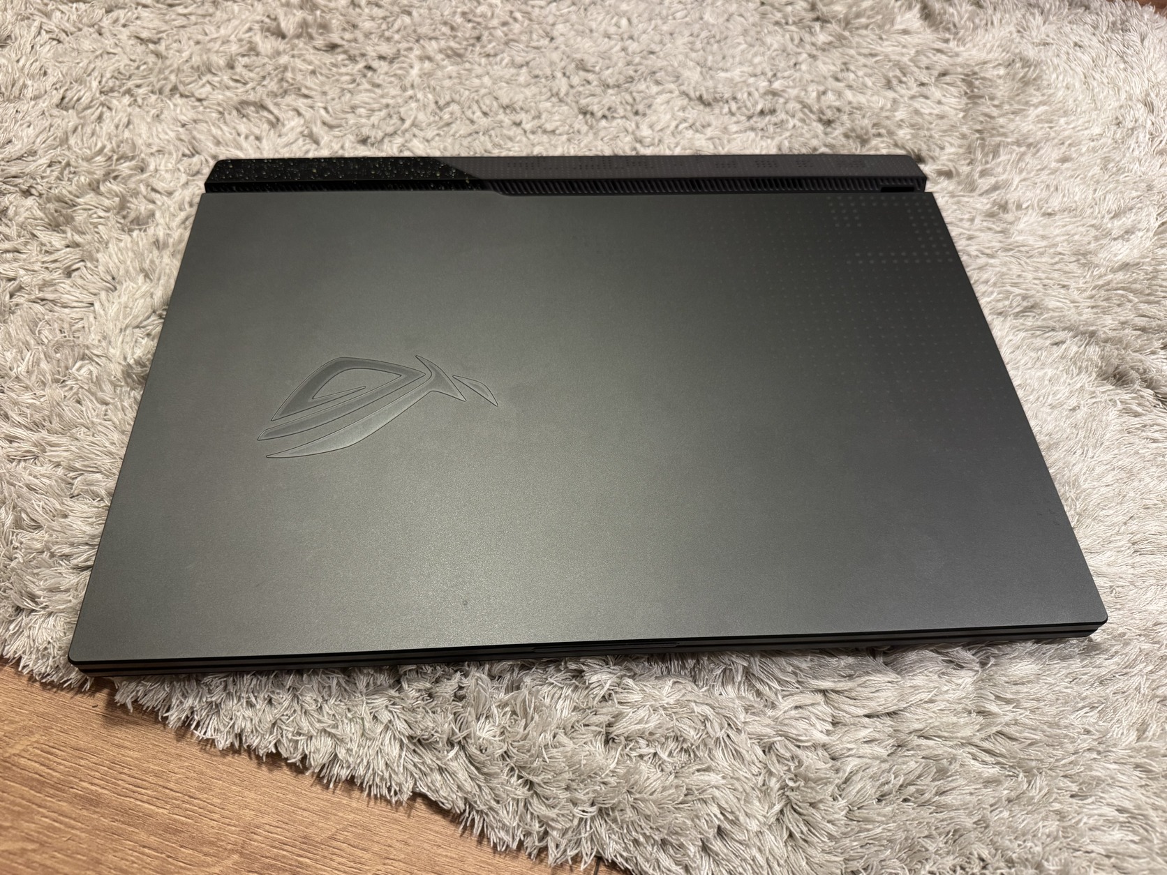 ASUS ROG Strix G513RC /Ryzen 7 6800H/24GB DDR5 RAM/RTX 3050/1,5TB NVMe ...