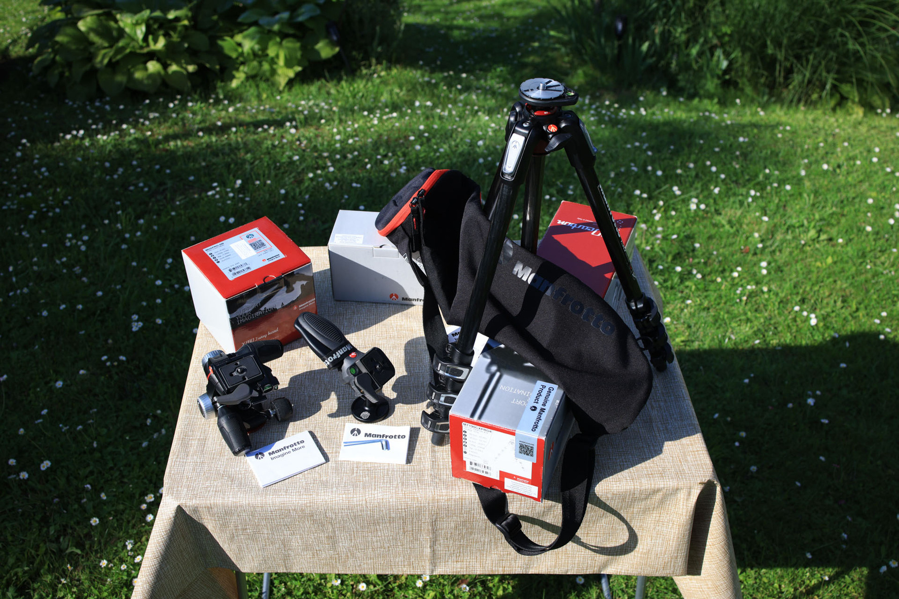 Manfrotto MT190CXPRO4 190 állvány, MHXPRO-3W X-PRO, 324RC2 Light Duty ...