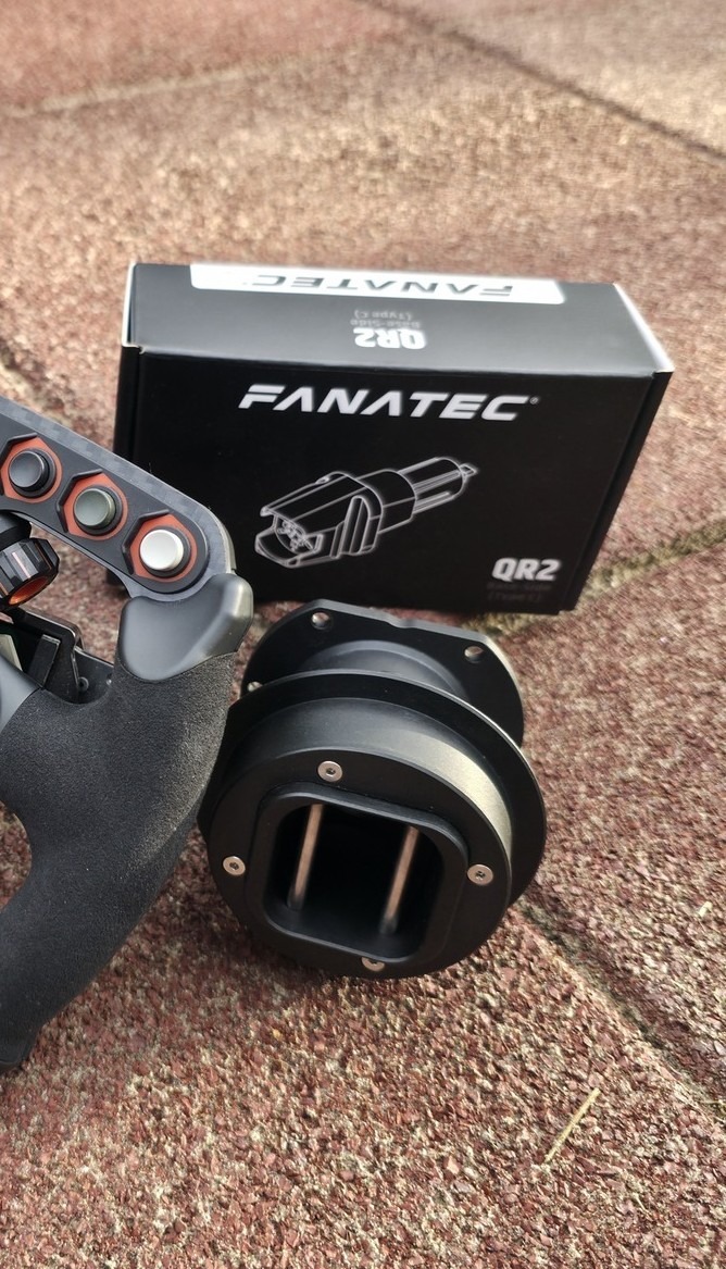 FANATEC QR2 - HardverApró