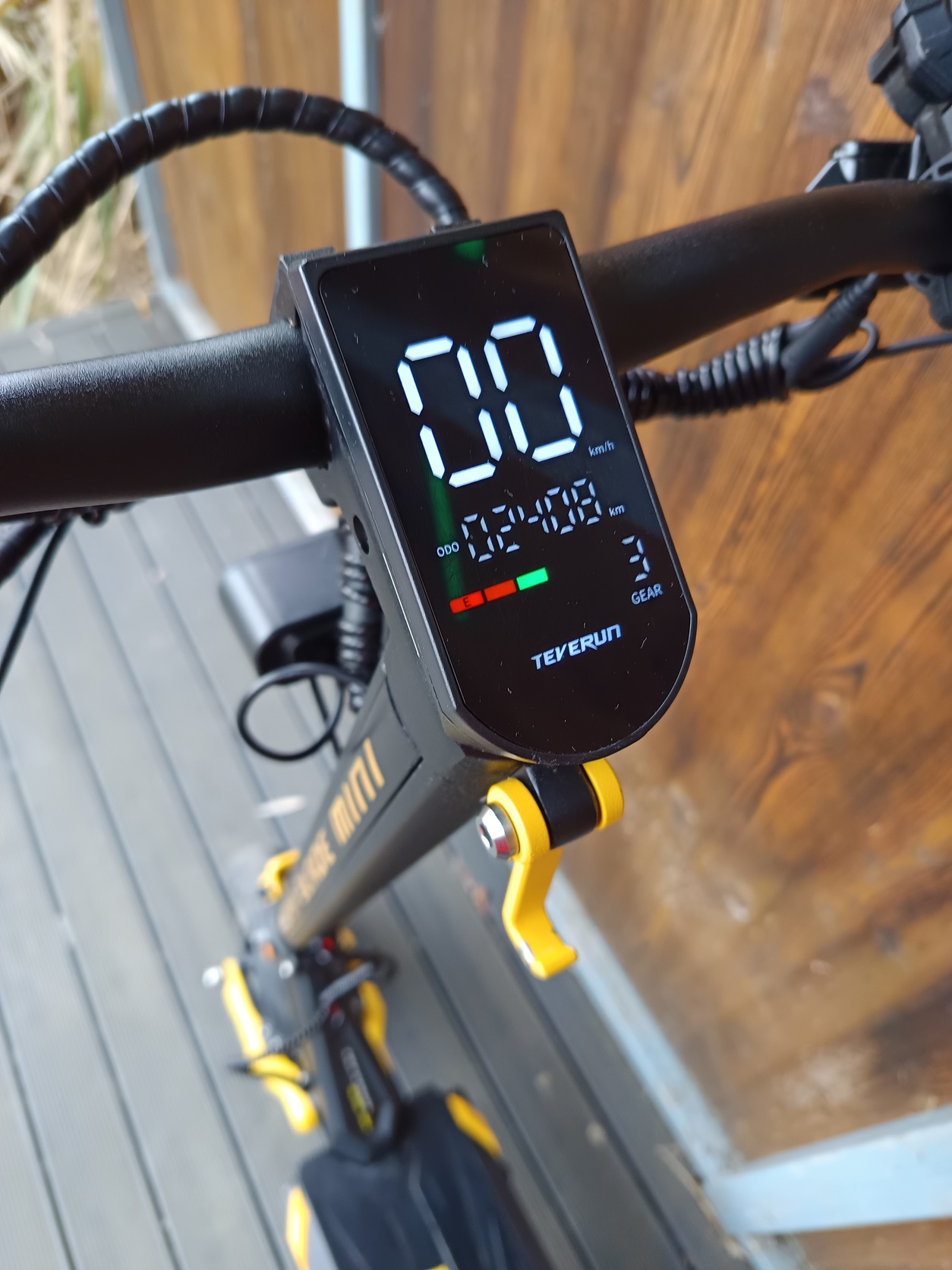 Teverun Blade Mini Ultra 60 V 27 Ah elektromos roller 2024 - HardverApró