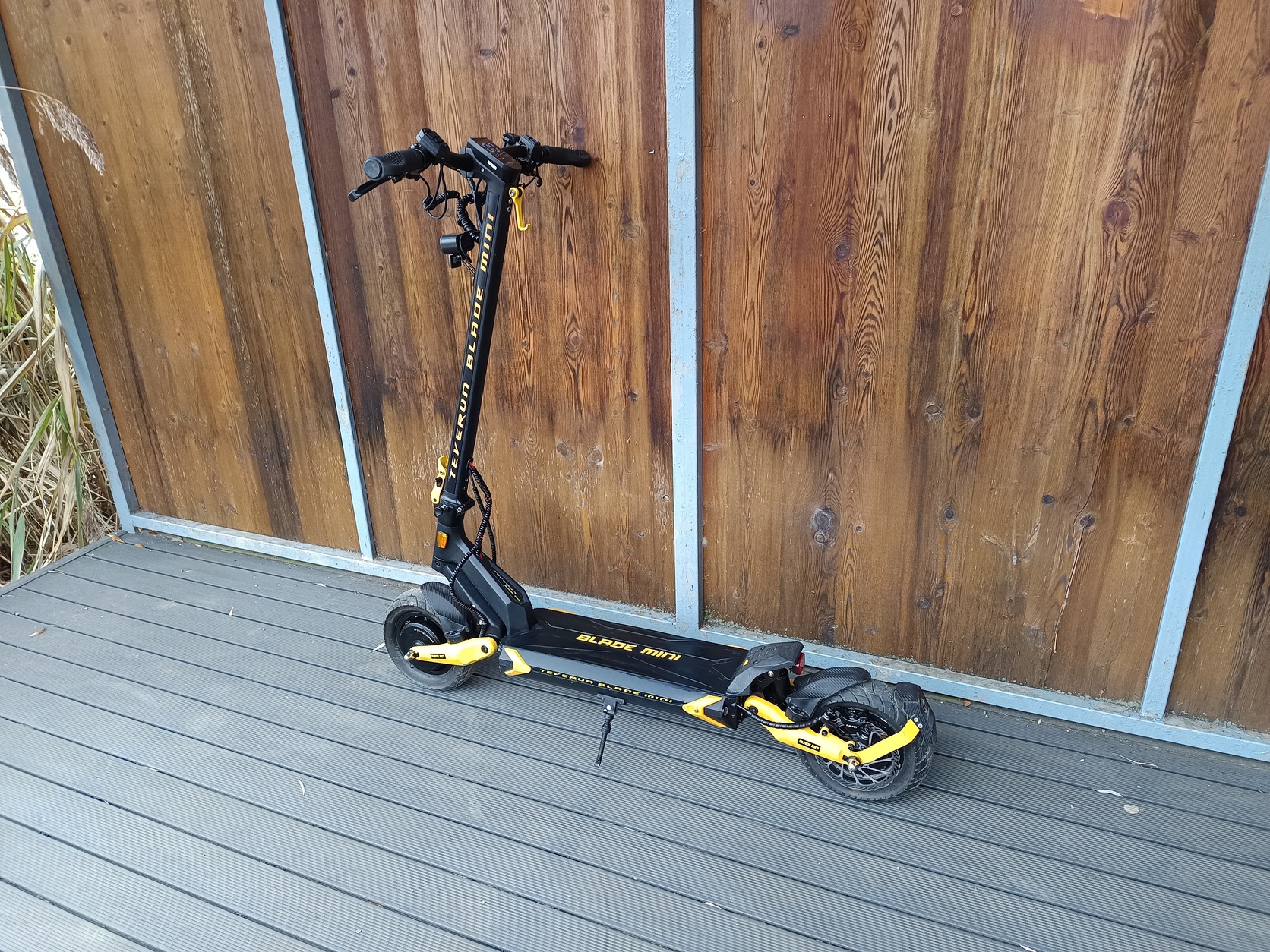 Teverun Blade Mini Ultra 60 V 27 Ah elektromos roller 2024 - HardverApró