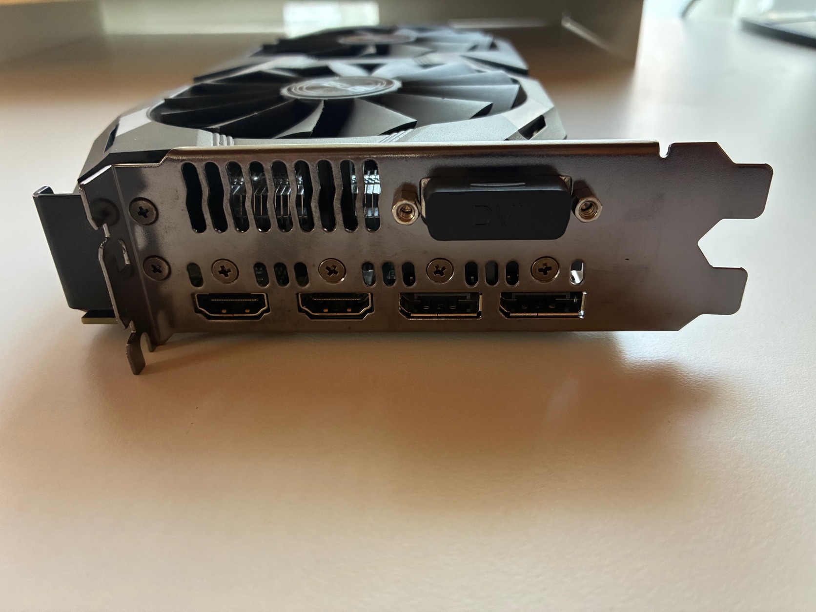 ASUS Dual Radeon RX 580 4GB OC videókártya eladó csavarmatricás ...