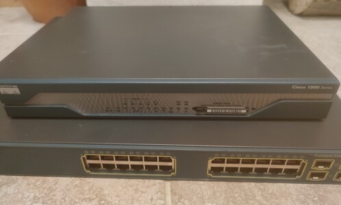Cisco router switch firewall wifi access point kábelek kártyák stb - HardverApró