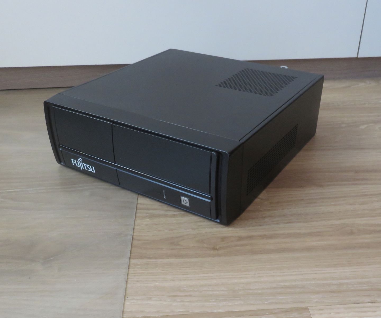 Fujitsu TP-X II (POS terminál kiszolgáló) számítógép - HardverApró
