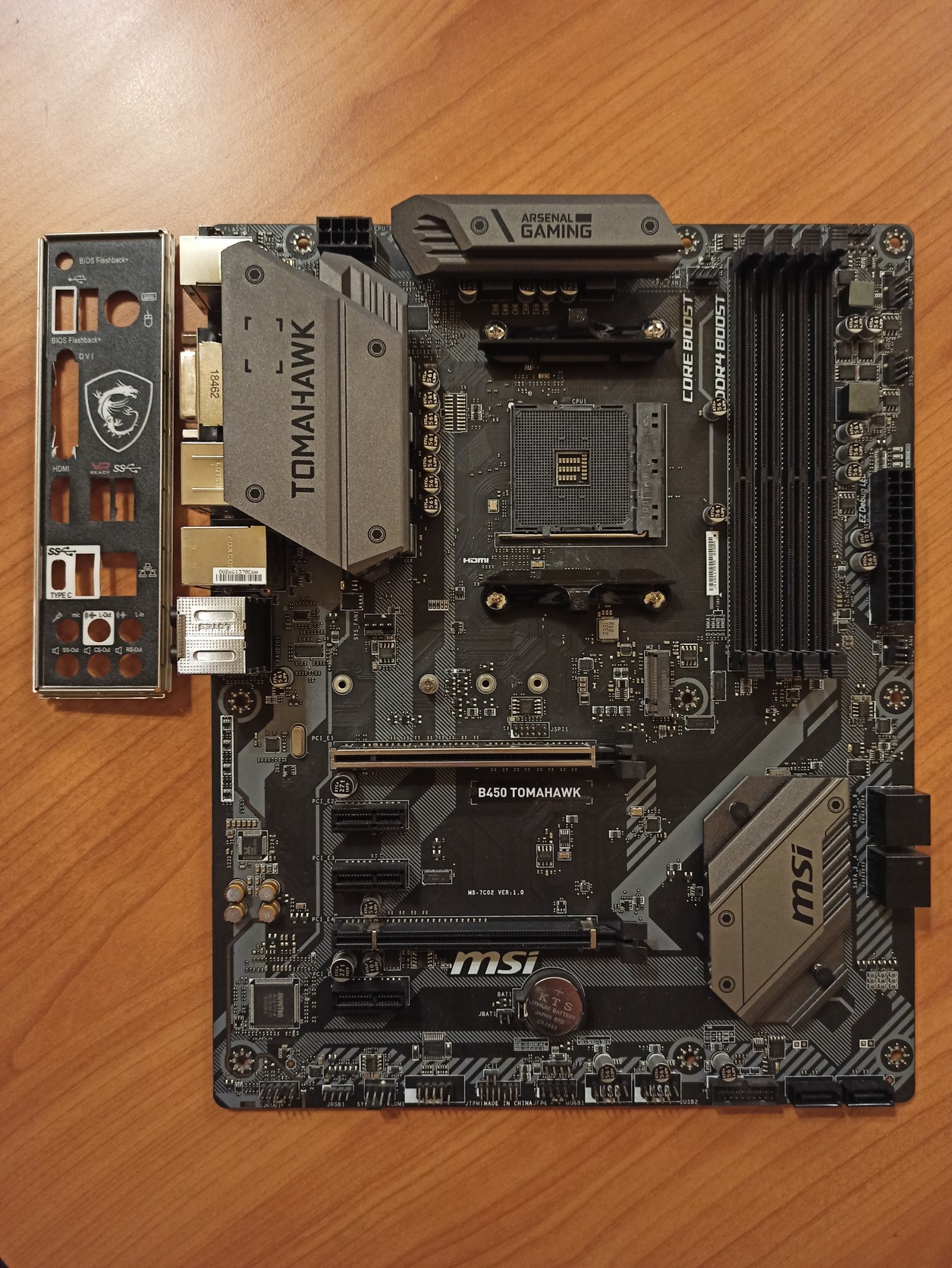 MSI B450 Tomahawk - HardverApró