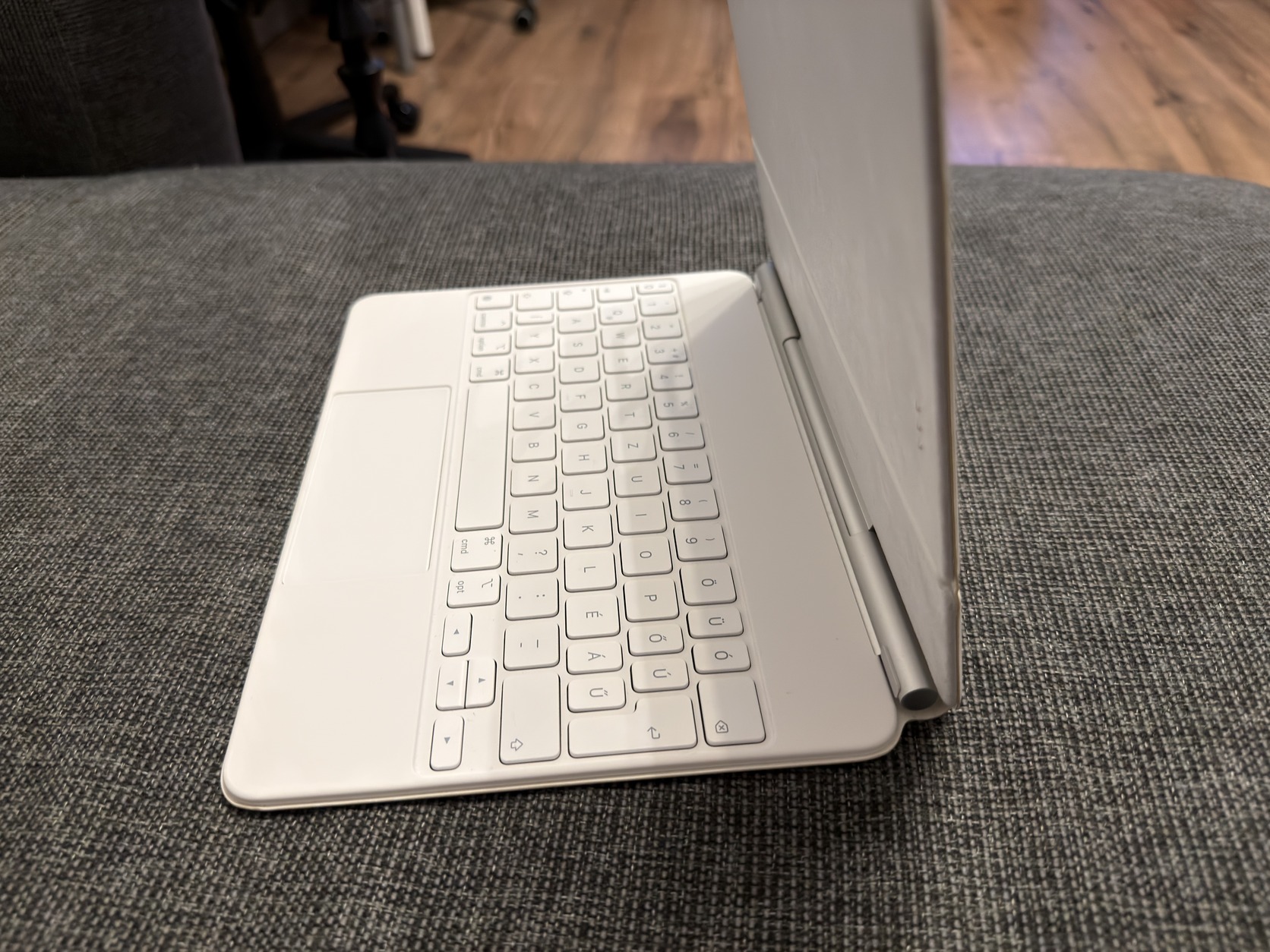 Ipad magic keyboard - magyar - HardverApró