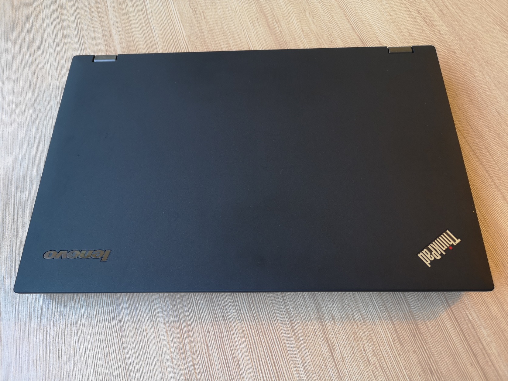 Szép Lenovo T540p Intel i5 250GB SSD 8GB Windows 11 dokkoló 2 töltő ...