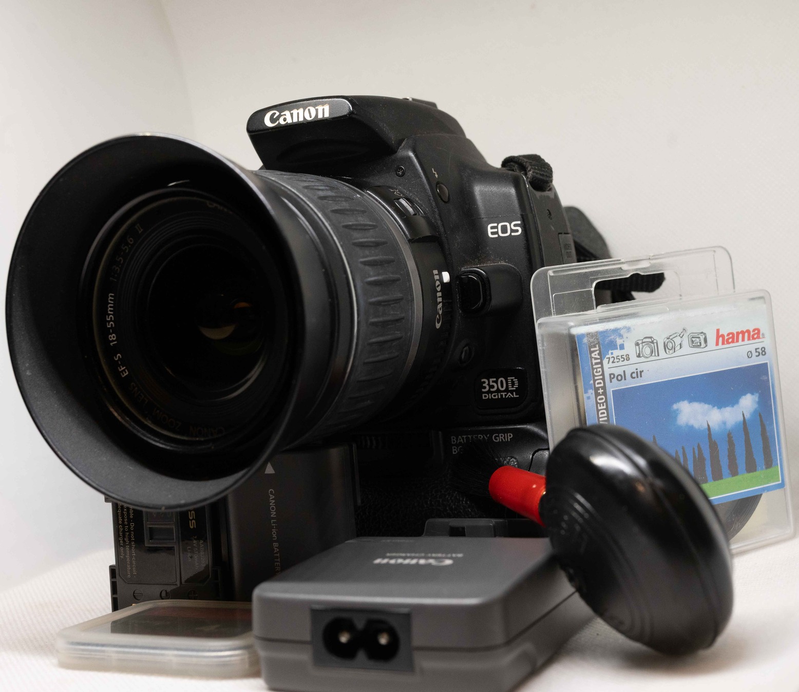 Canon 350D, Grip 18-55 4gb CF, táska sok extra - HardverApró