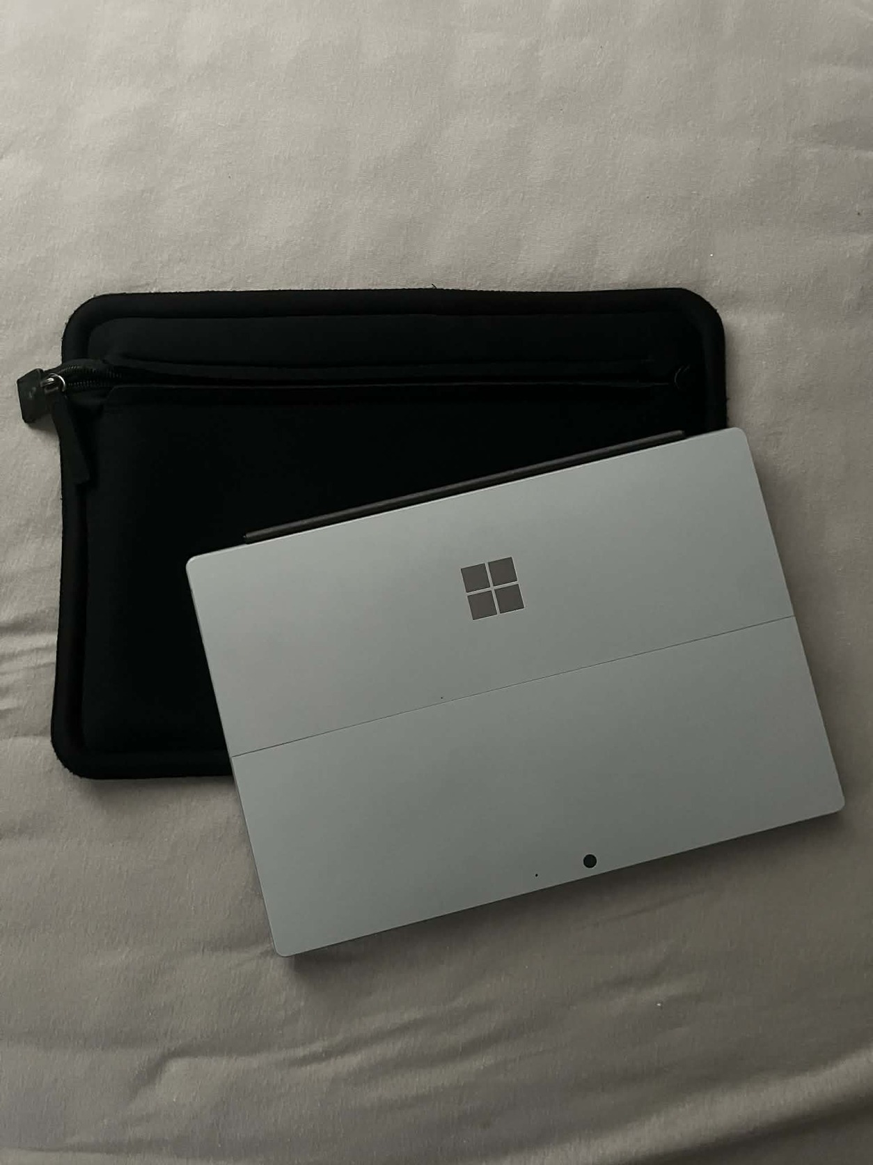 Microsoft Surface Pro 7 Laptop/Tablet + világítós billentyűzet ...