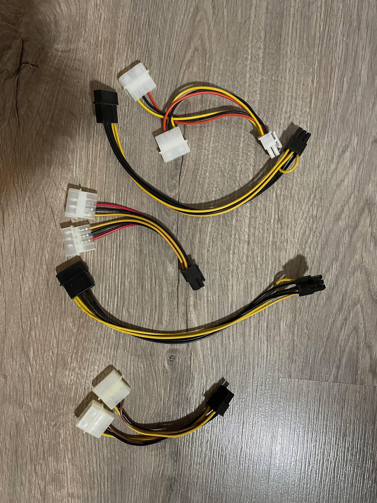 Molex - 6 pin PCIE átalakító (8 db) - HardverApró