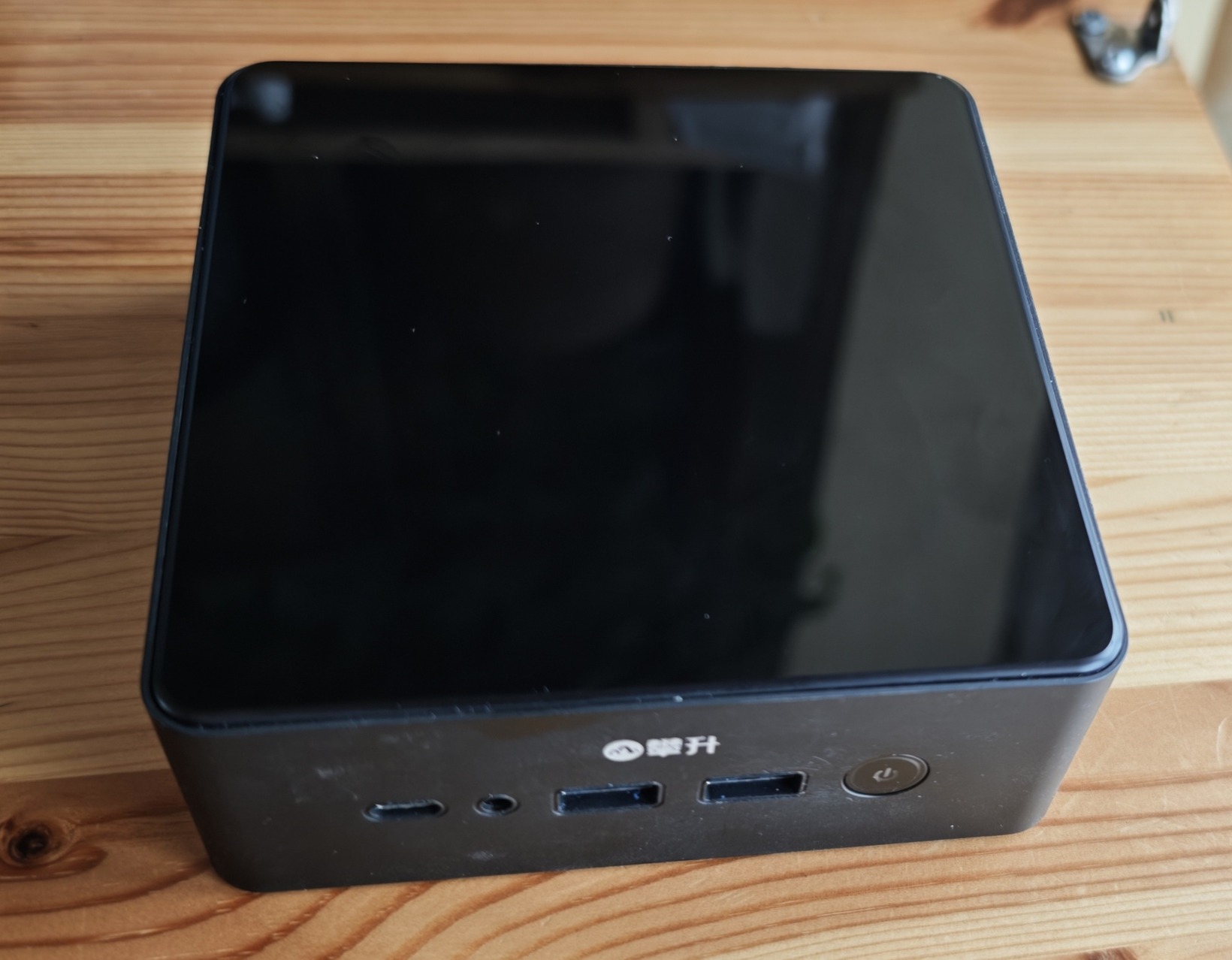 IPASON M3 Ryzen 7 7840HS 32GB/1TB Mini PC kedvező áron eladó - HardverApró