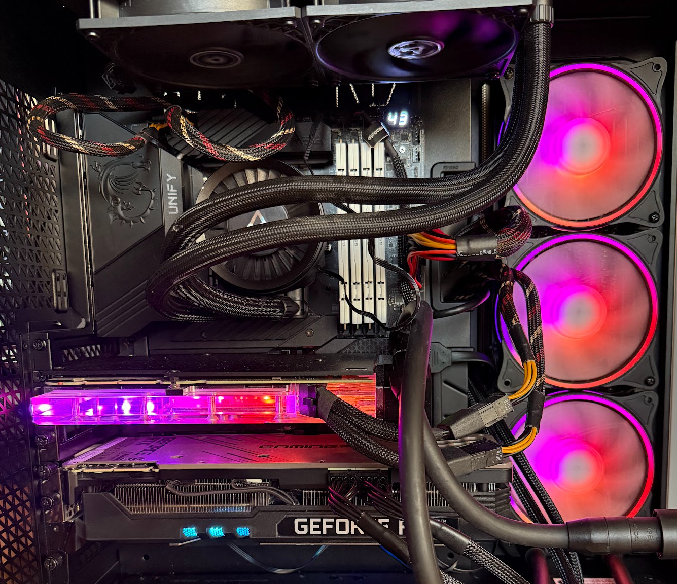 NVIDIA RTX 3090 Founders Edition + Alphacool Eiswolf 2 AIO Vízhűtés ...