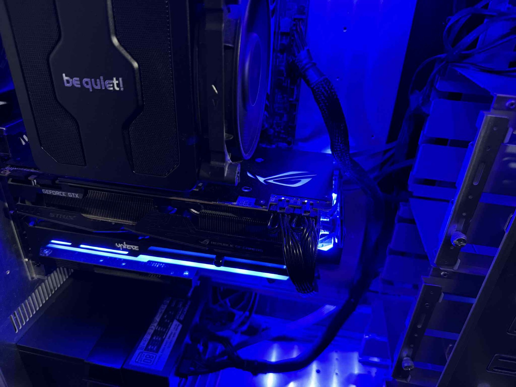 ASUS ROG STRIX GeForce GTX 1080 Ti 11GB - HardverApró